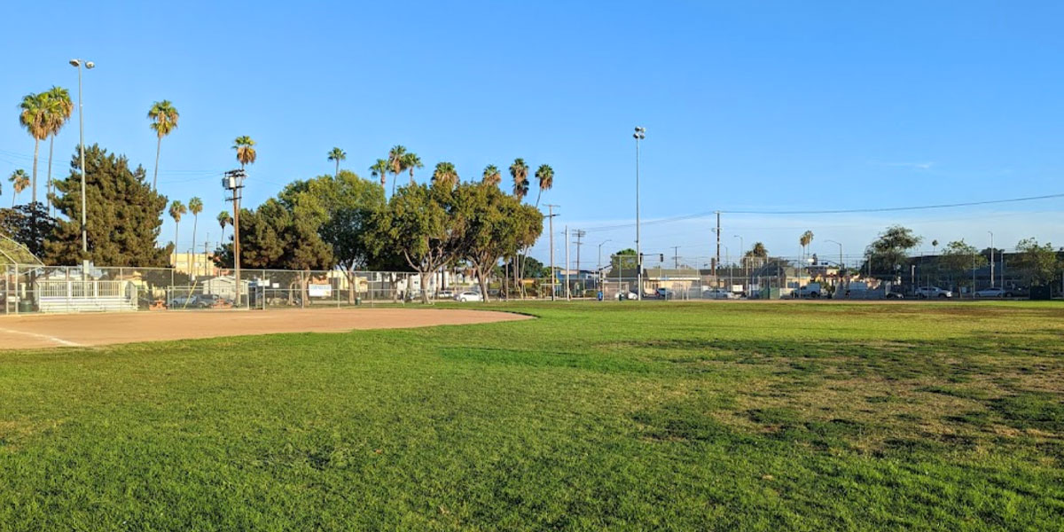 Van Ness Recreation Center – Los Angeles - PoGO Nest - Crowdsourced ...